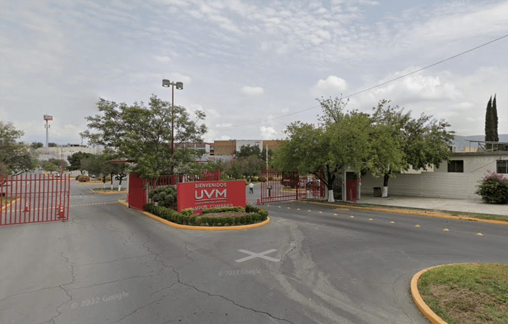 UVM Campus Cumbres - Julio Soto